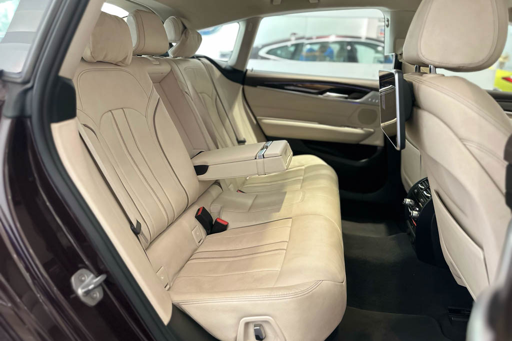 BMW 630i GT Luxury Line - Big Boy Toyz