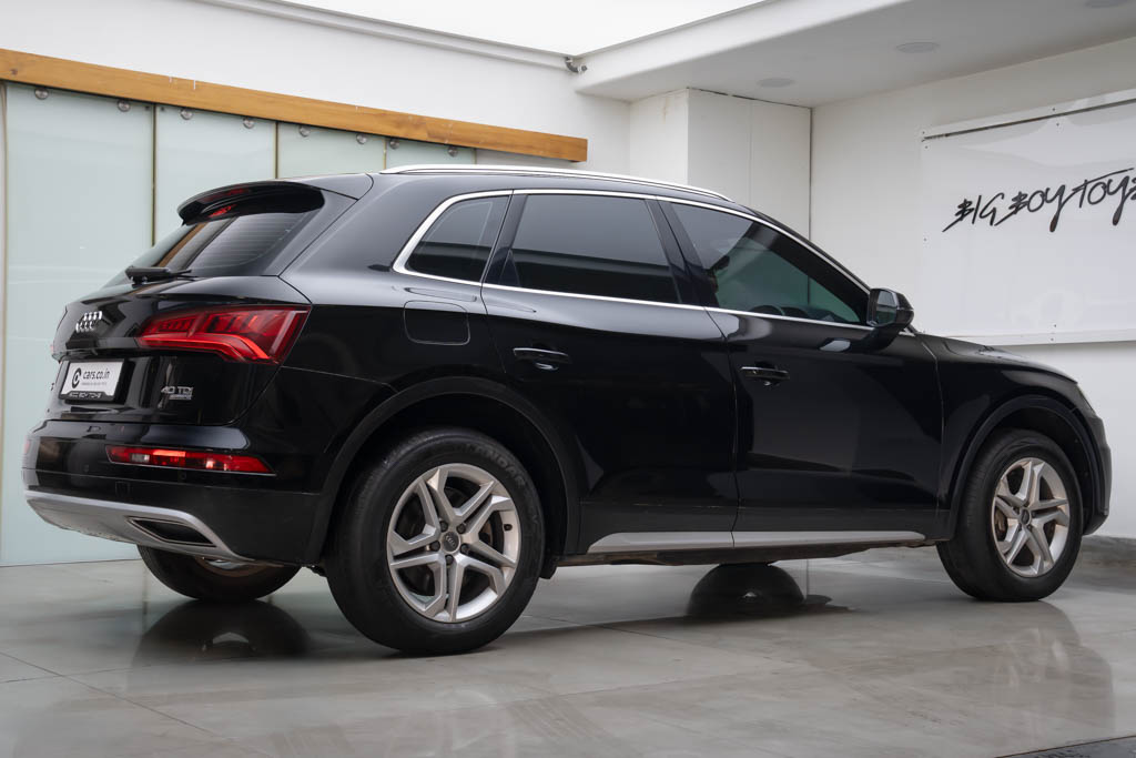 AUDI Q5 40TDI PREMIUM PLUS - Big Boy Toyz