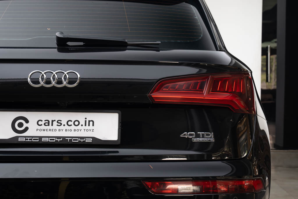 AUDI Q5 40TDI PREMIUM PLUS - Big Boy Toyz