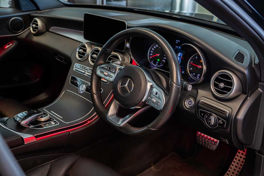 MERCEDES BENZ C300d AMG Line - Big Boy Toyz