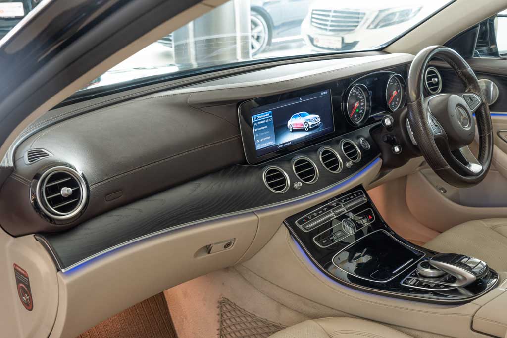 MERCEDES BENZ E350D - Big Boy Toyz