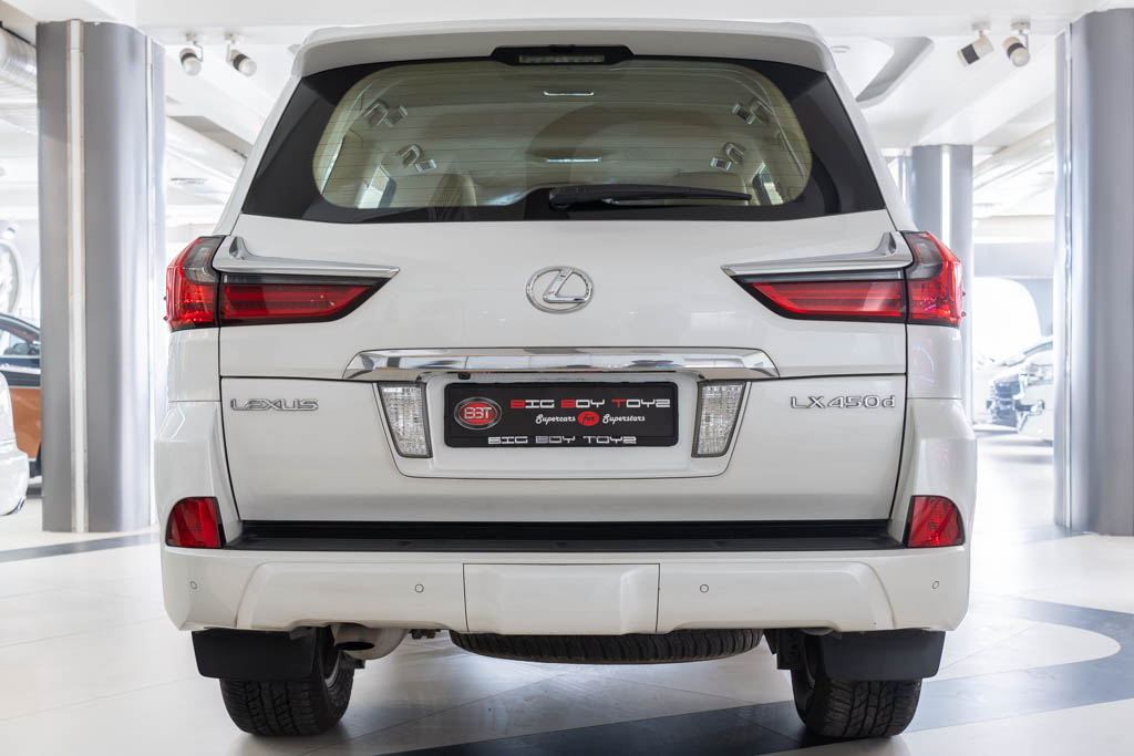 Lexus LX450d - Big Boy Toyz