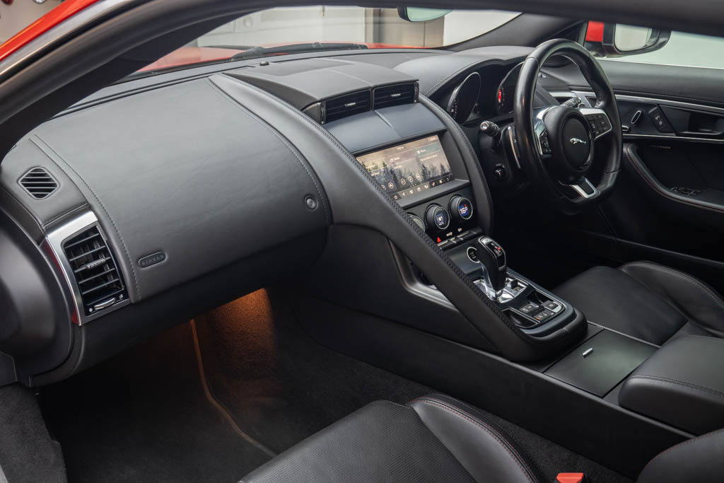 Jaguar F-type P300 R-Dynamic Coupe - Big Boy Toyz