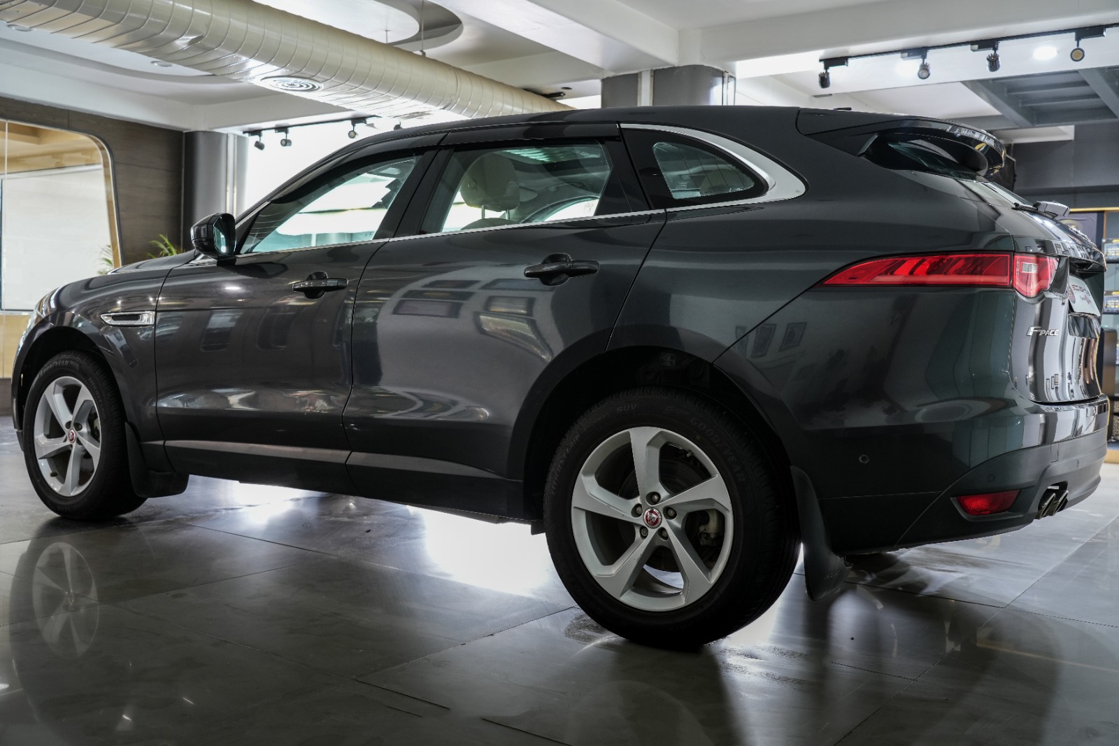 JAGUAR F-PACE Prestige - Big Boy Toyz