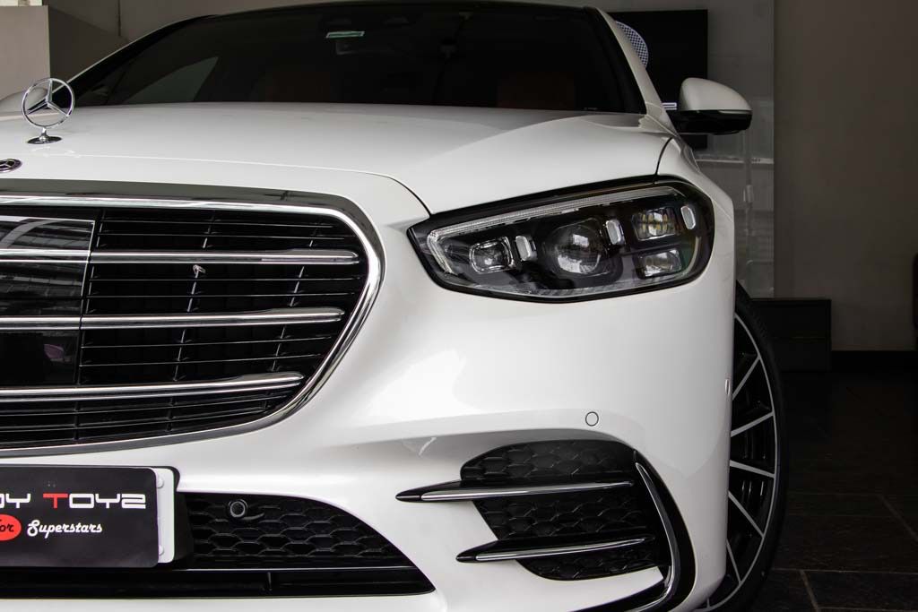 Mercedes-Benz S400d Launch edition - Big Boy Toyz